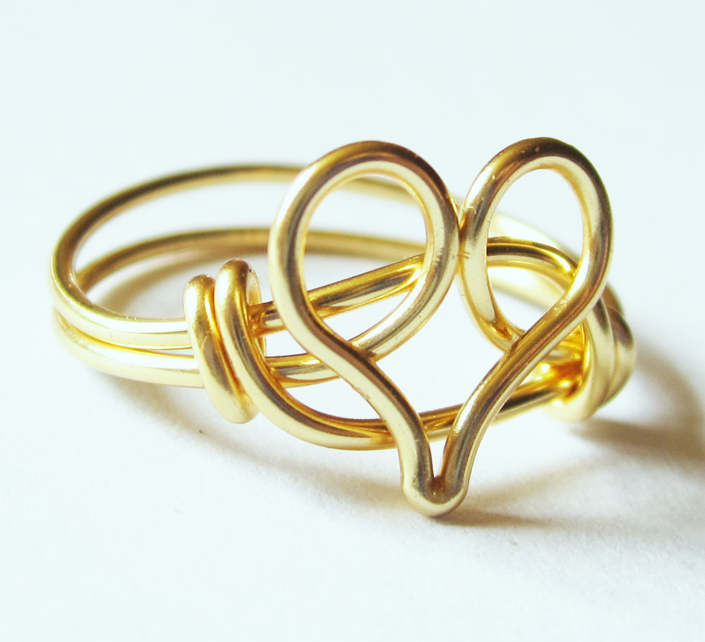 Gold Heart Ring on Luulla